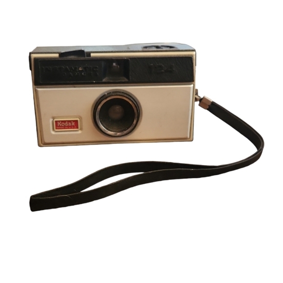 Kodak | Cameras, Photo & Video | Vintage 96s Kodak Instamatic 124 Film ...